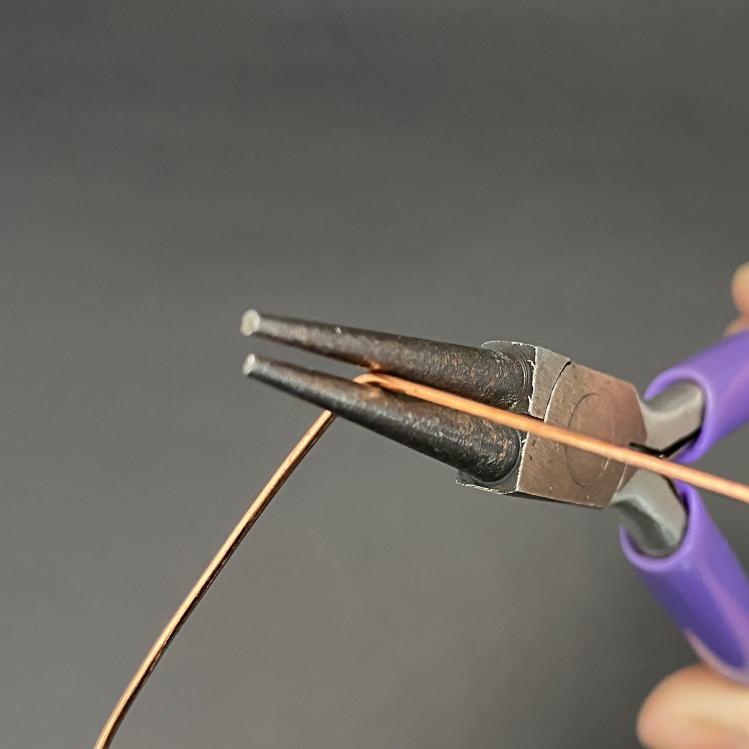 How to make a wrapped eye pin - Wire Loop | Studio 73 Designs