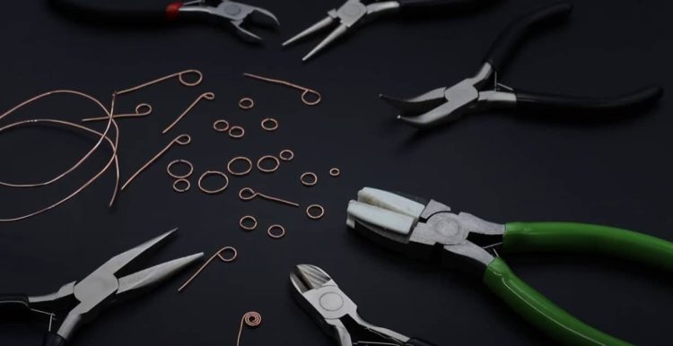 22 Essential Items Needed in a Workspace for Wire-Wrapping | Studio 73 ...